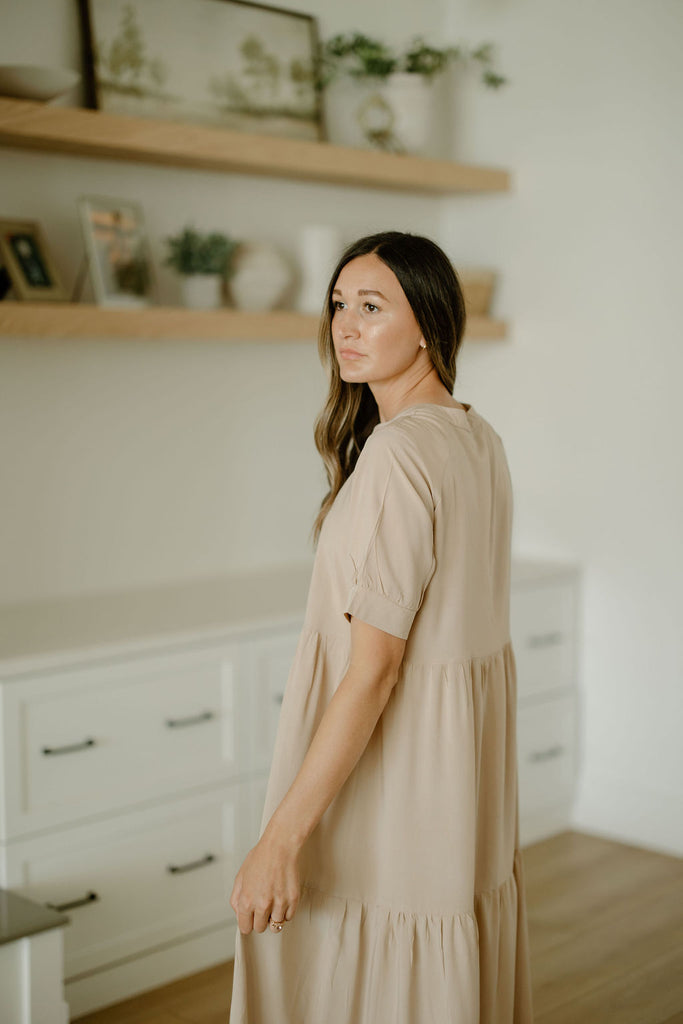 The Meg Dress – Sign Here