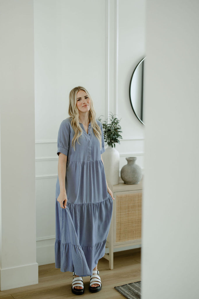 The Meg Dress – Sign Here